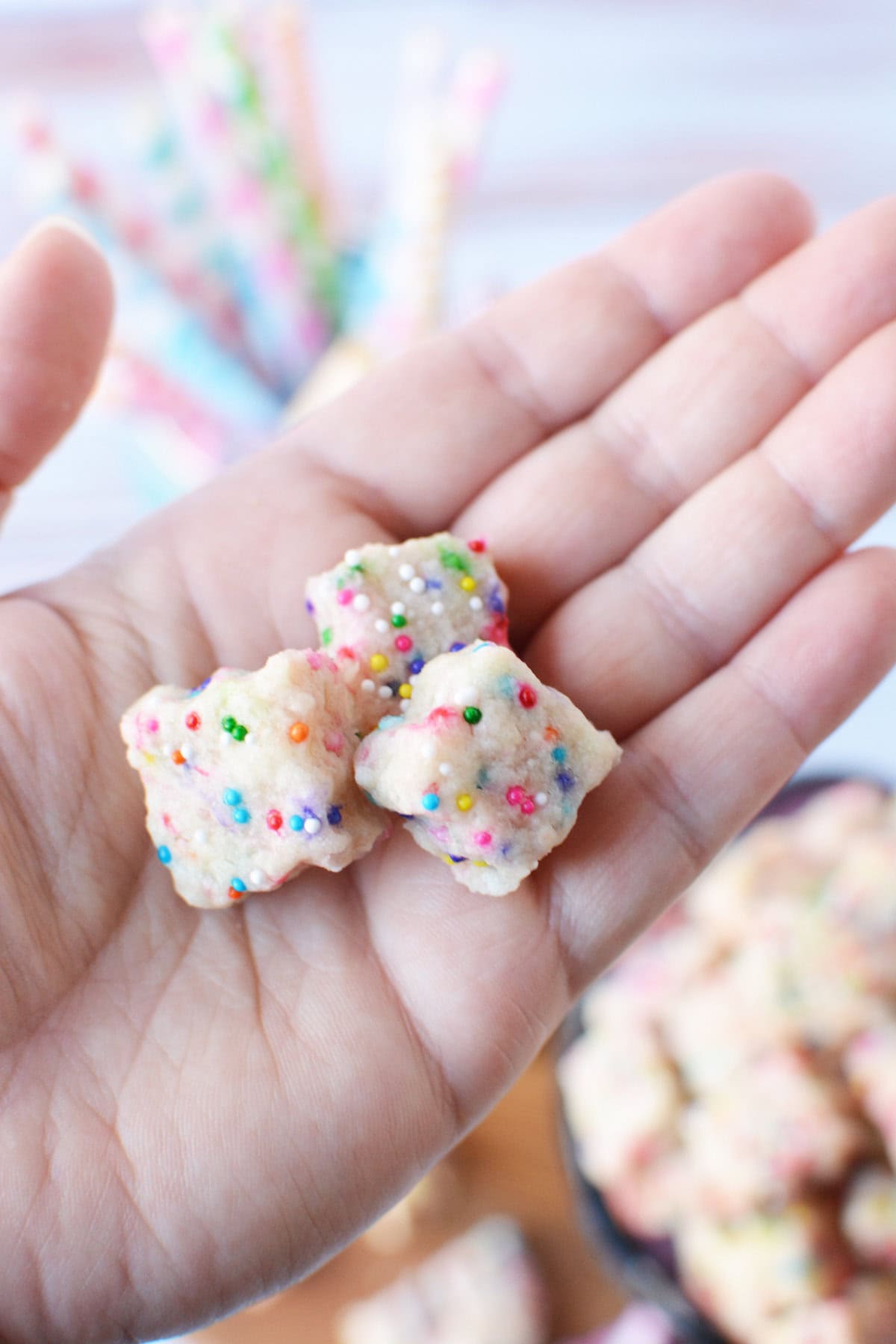 Adorable Fairy Shortbread Bites: 100 Mini Party Cookies