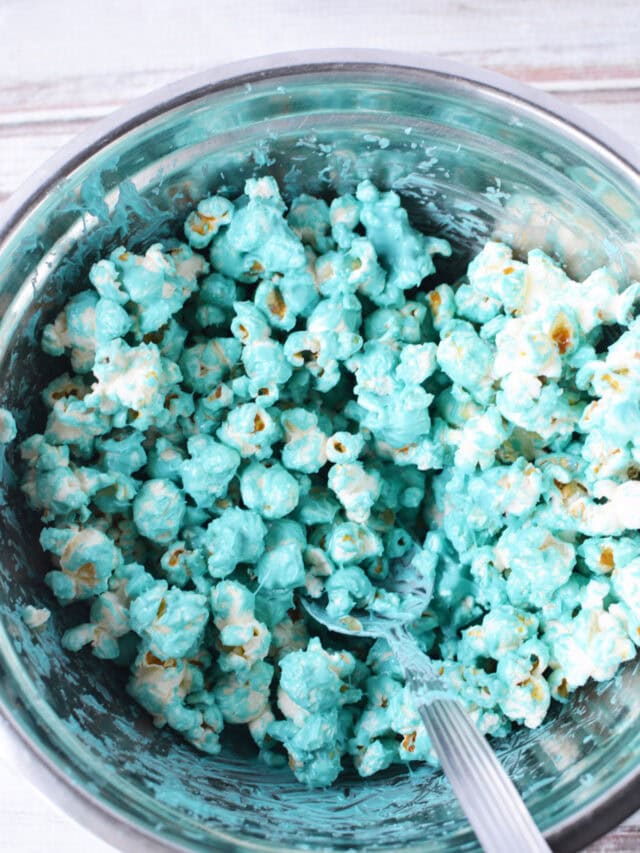 Easy Magical Mermaid Popcorn Recipe | A Magical Mess
