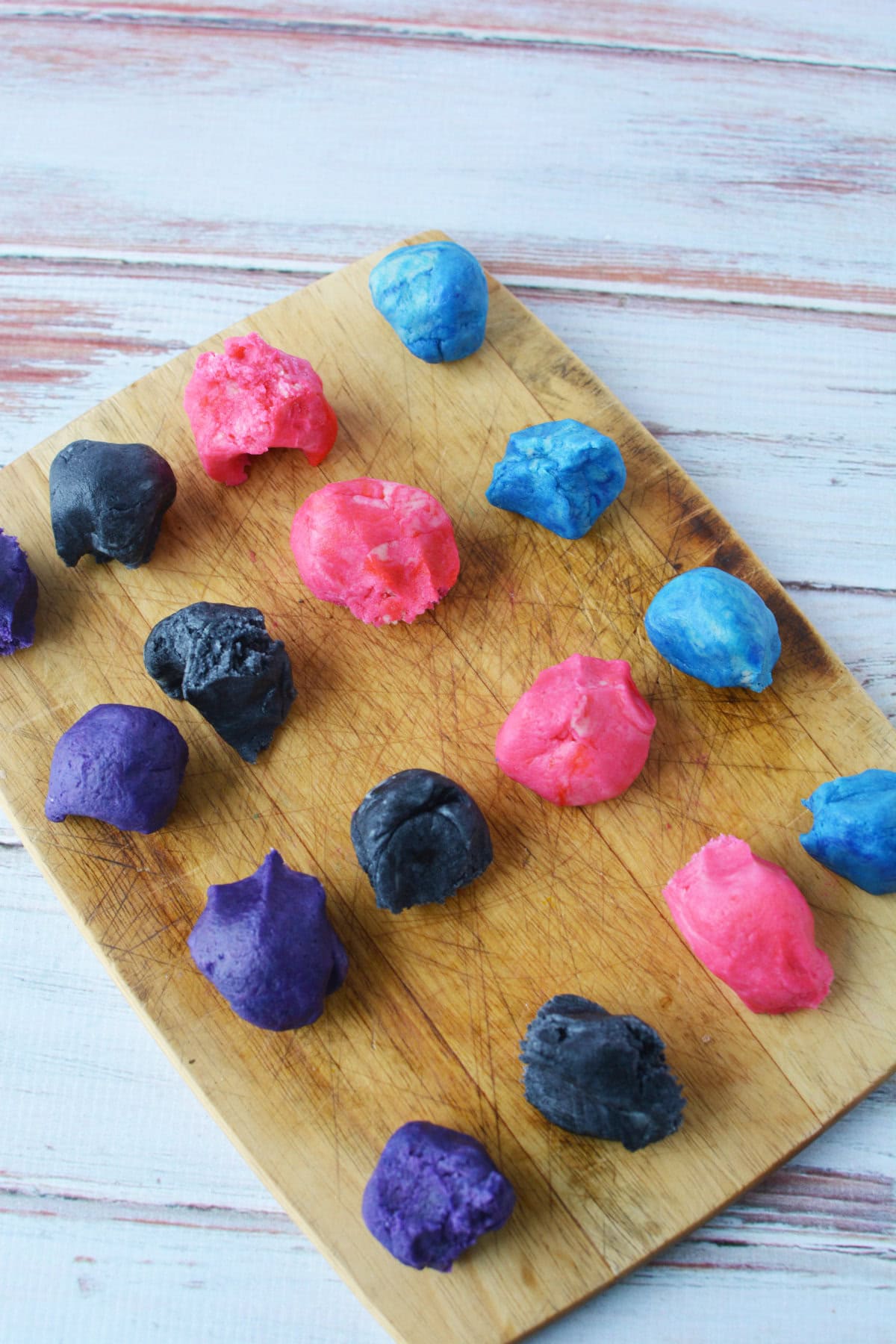 Easy Galaxy Shortbread Bites Recipe for a Cosmic Dessert