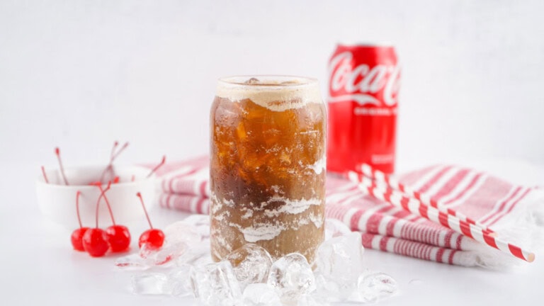 How to Make the Viral Fluffy Coke Drink | A Magical Mess