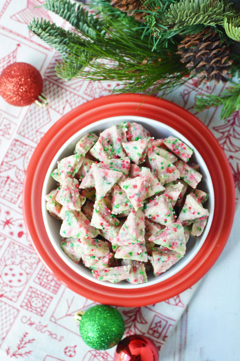 Cute Elf Bites Mini Holiday Shortbread Cookies | A Magical Mess