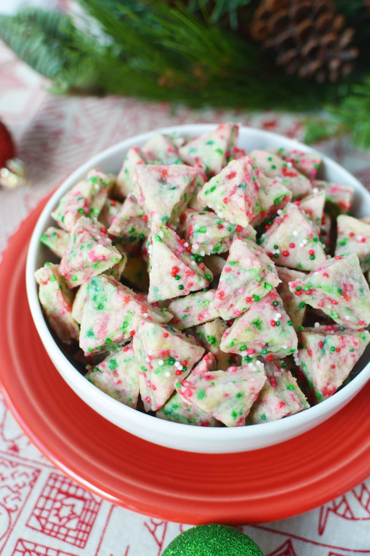 Cute Elf Bites Mini Holiday Shortbread Cookies | A Magical Mess