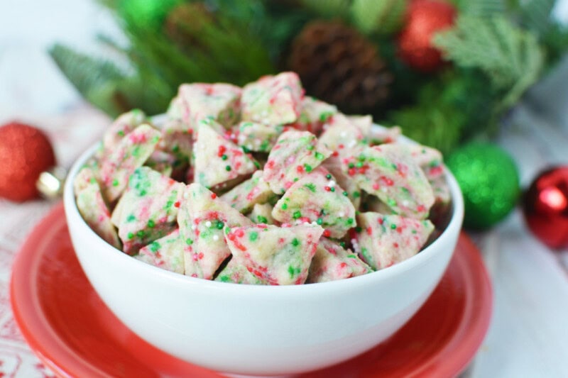 Cute Elf Bites Mini Holiday Shortbread Cookies | A Magical Mess