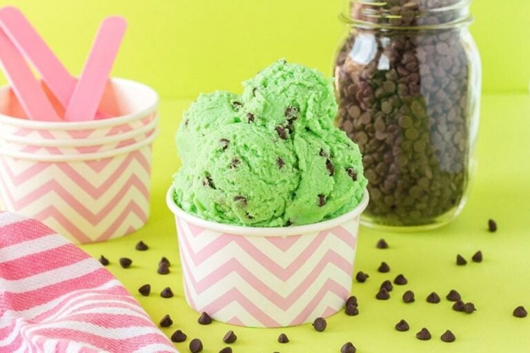 17 Sweet Mint Chocolate Desserts Perfect for Every Occasion | A Magical ...