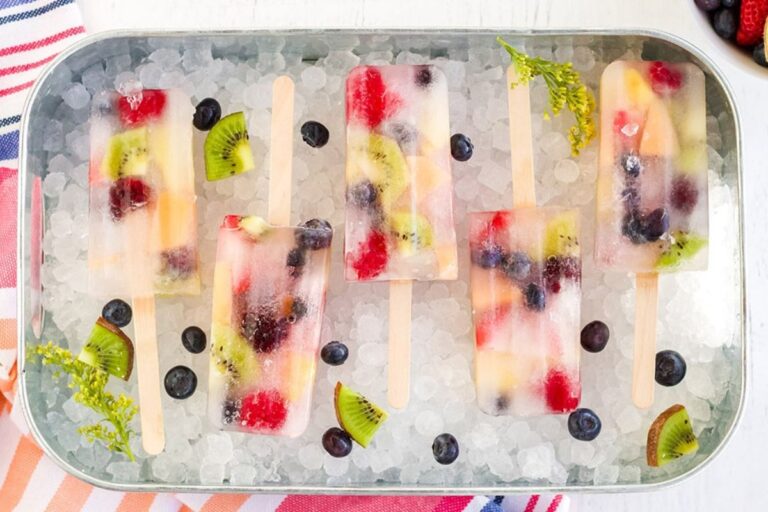 16 Tasty Popsicle Recipes to Cool Down This Summer | A Magical Mess
