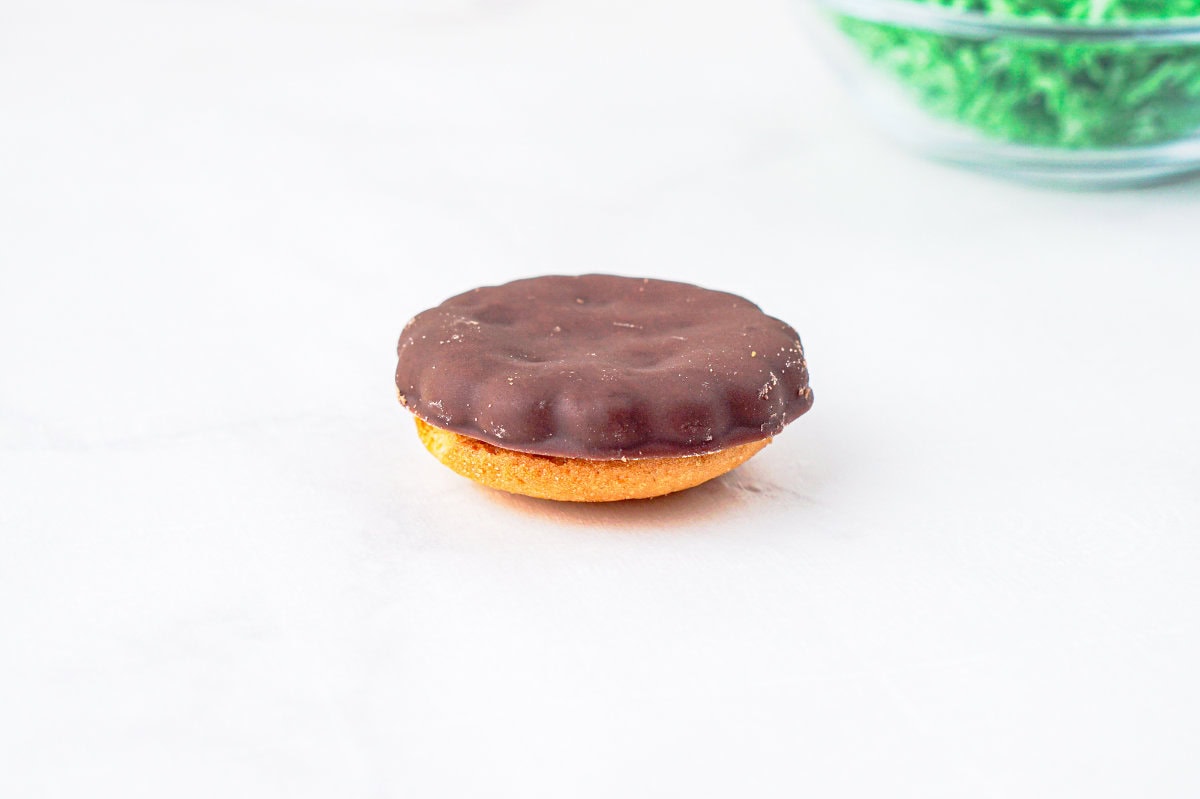 Mini Burger Cookies - Fun No-Bake Treats That Look Like Sliders | A ...