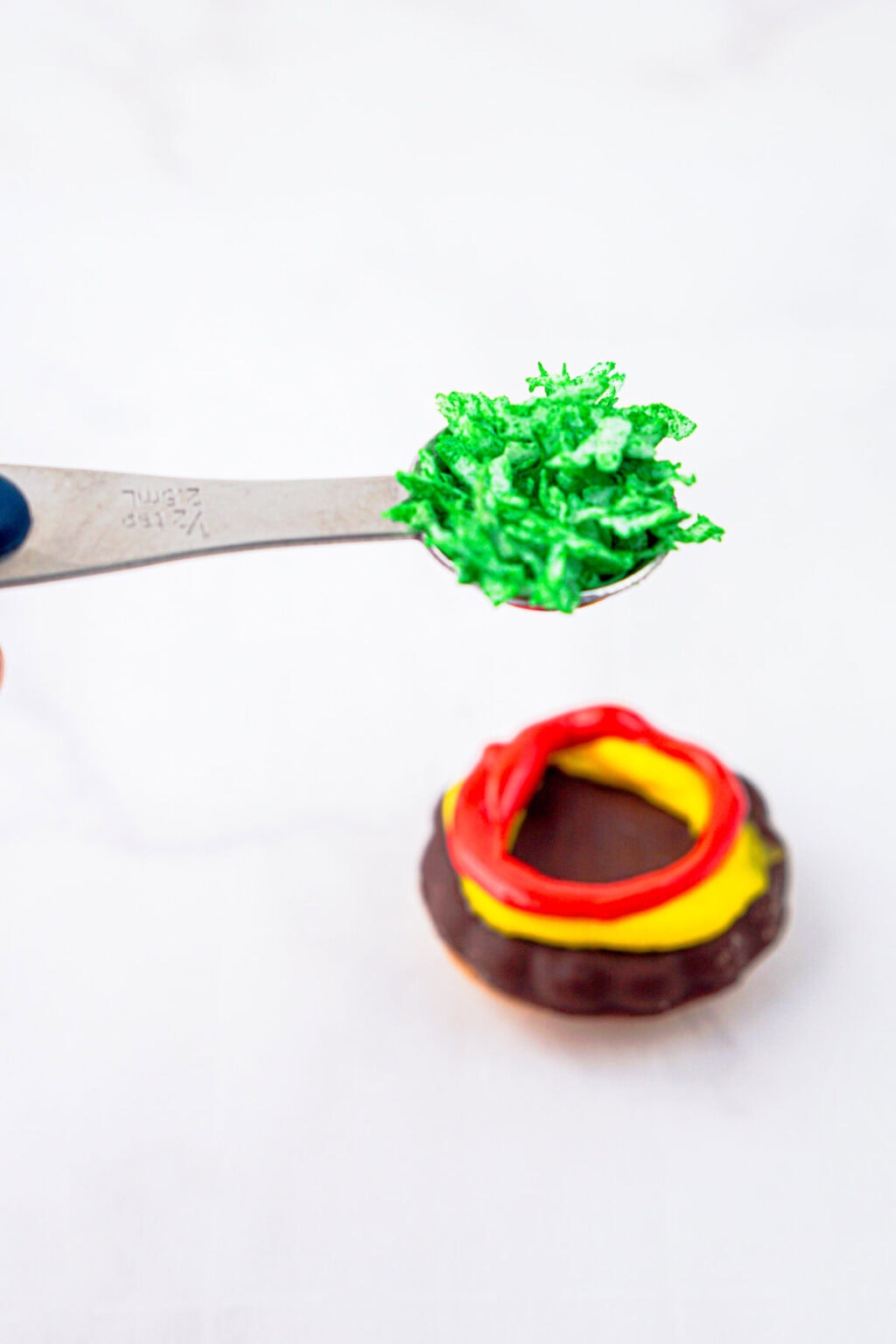 Mini Burger Cookies - Fun No-Bake Treats That Look Like Sliders | A ...