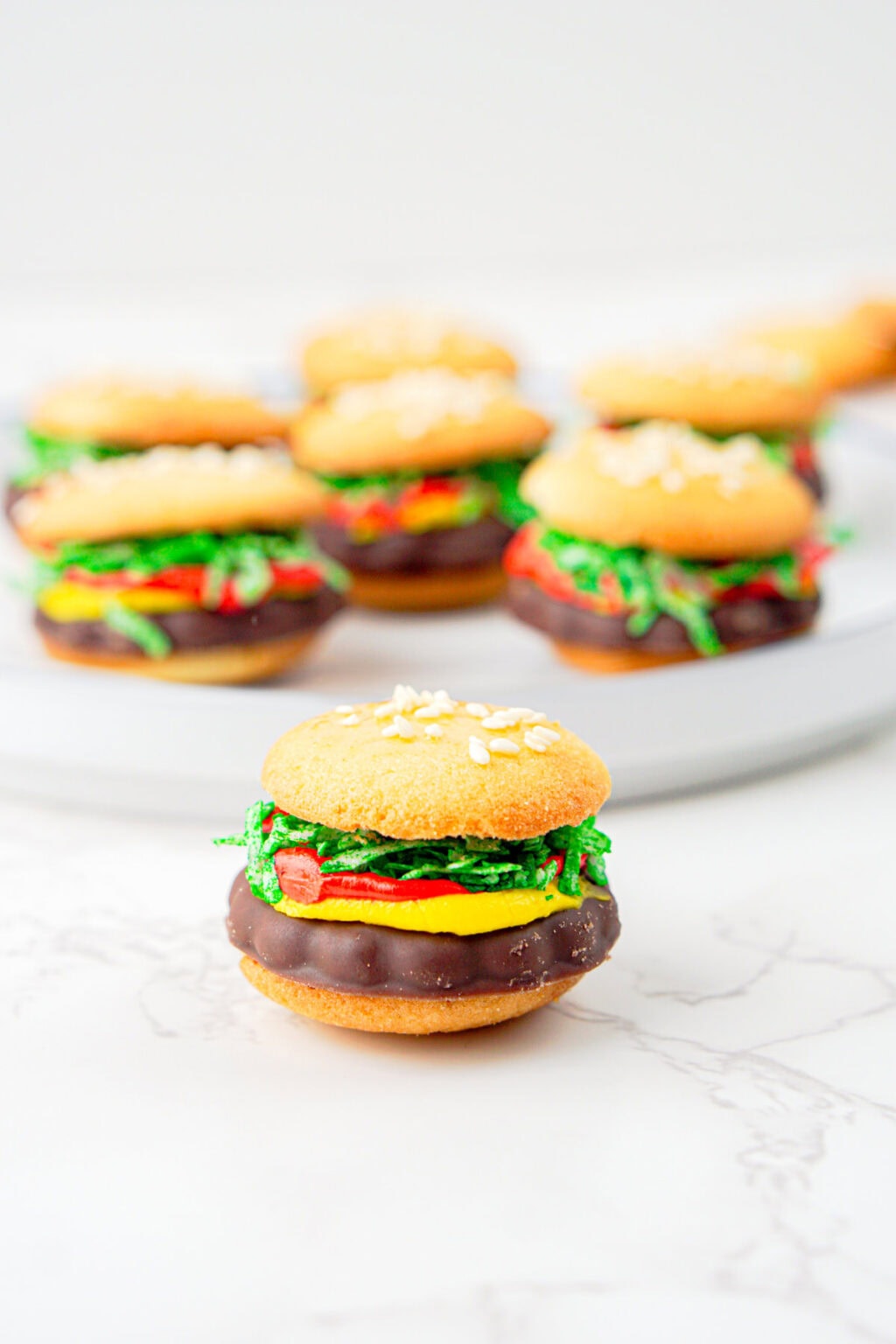 Mini Burger Cookies - Fun No-Bake Treats That Look Like Sliders | A ...
