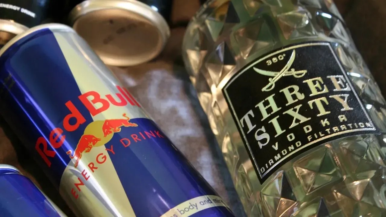 11 Common Blackout Mistakes People Still Make | A Magical Mess